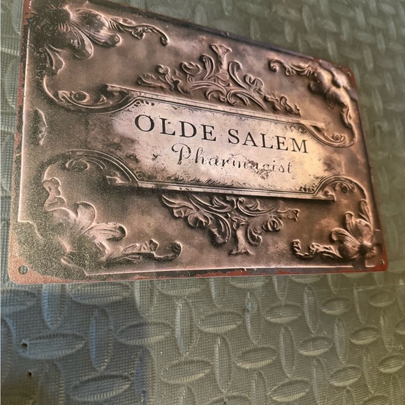 Wall Decor | Vintage Style Olde Salem Sign | Poshmark